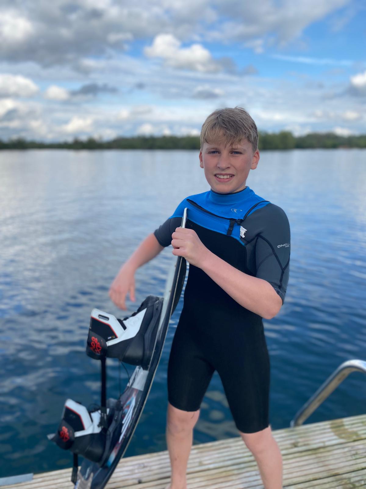 Max Williams - Axis BoatsAxis Boats | Pure Performance, Astonishing ...